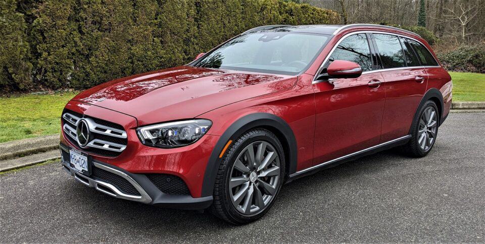 Top 10 Best Large Family Vehicles For Safe And Comfort Travel