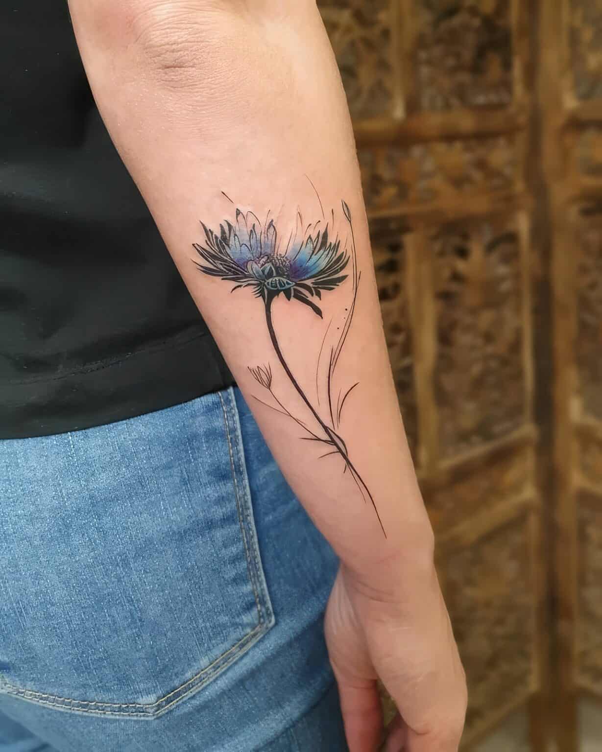 155 Stunning Floral Tattoo Designs: From Whimsical Wildflowers To Bold ...