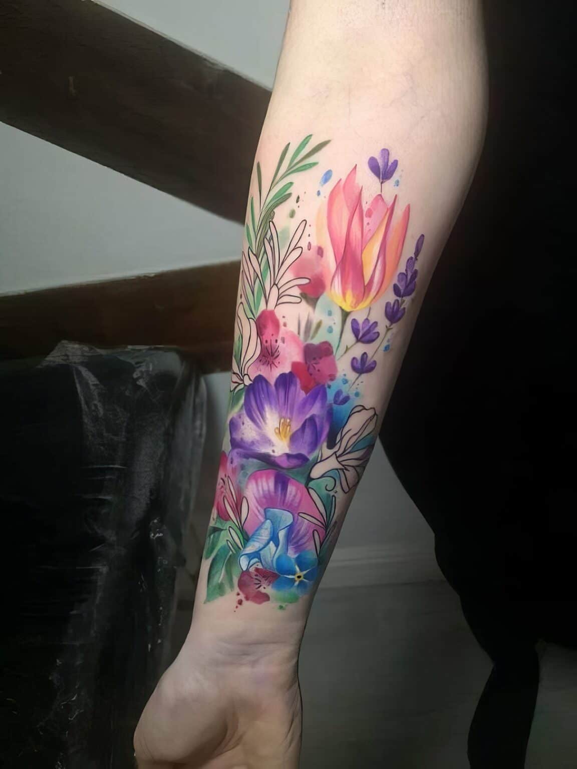 155 Stunning Floral Tattoo Designs: From Whimsical Wildflowers To Bold ...
